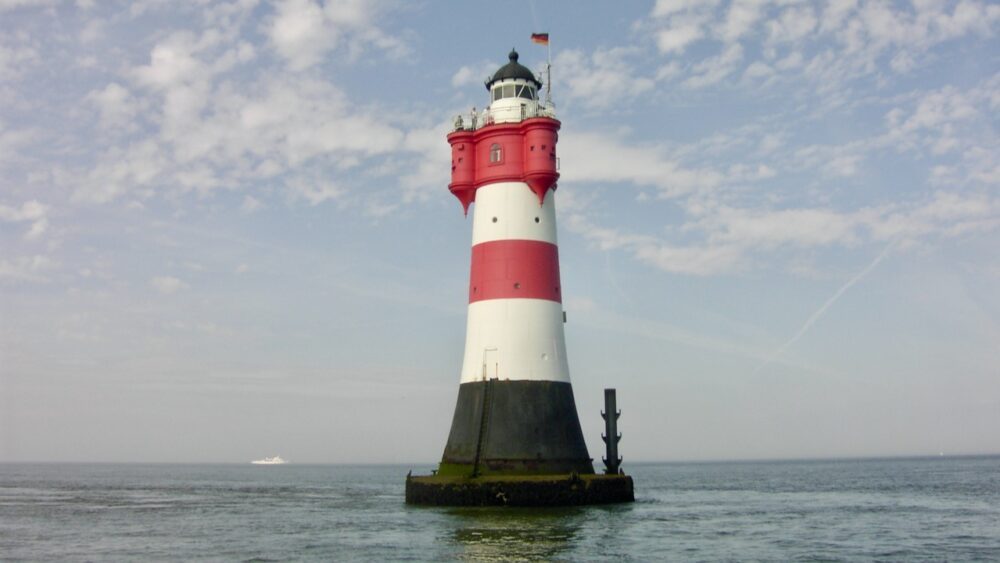 Leuchtturm Roter Sand - ein Wahrzeichen in der Nordsee